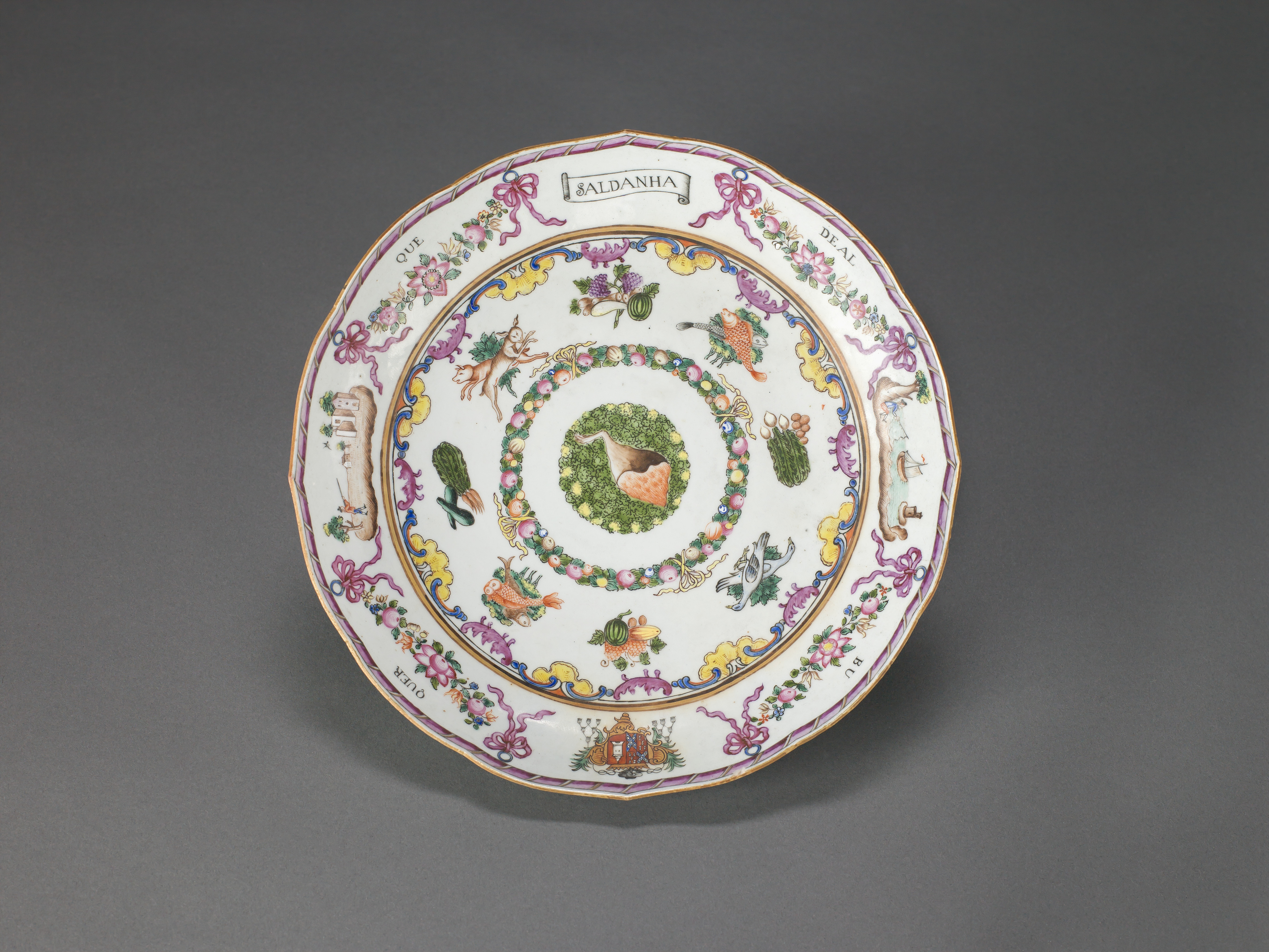 Deep Dish with Arms of the Saldanha de Albuquerque - Saint Louis Art Museum