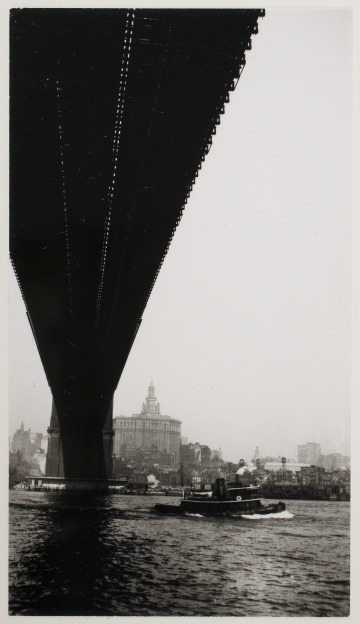 Brooklyn Bridge, tugboat right, skyline (from below) - Saint Louis Art ...