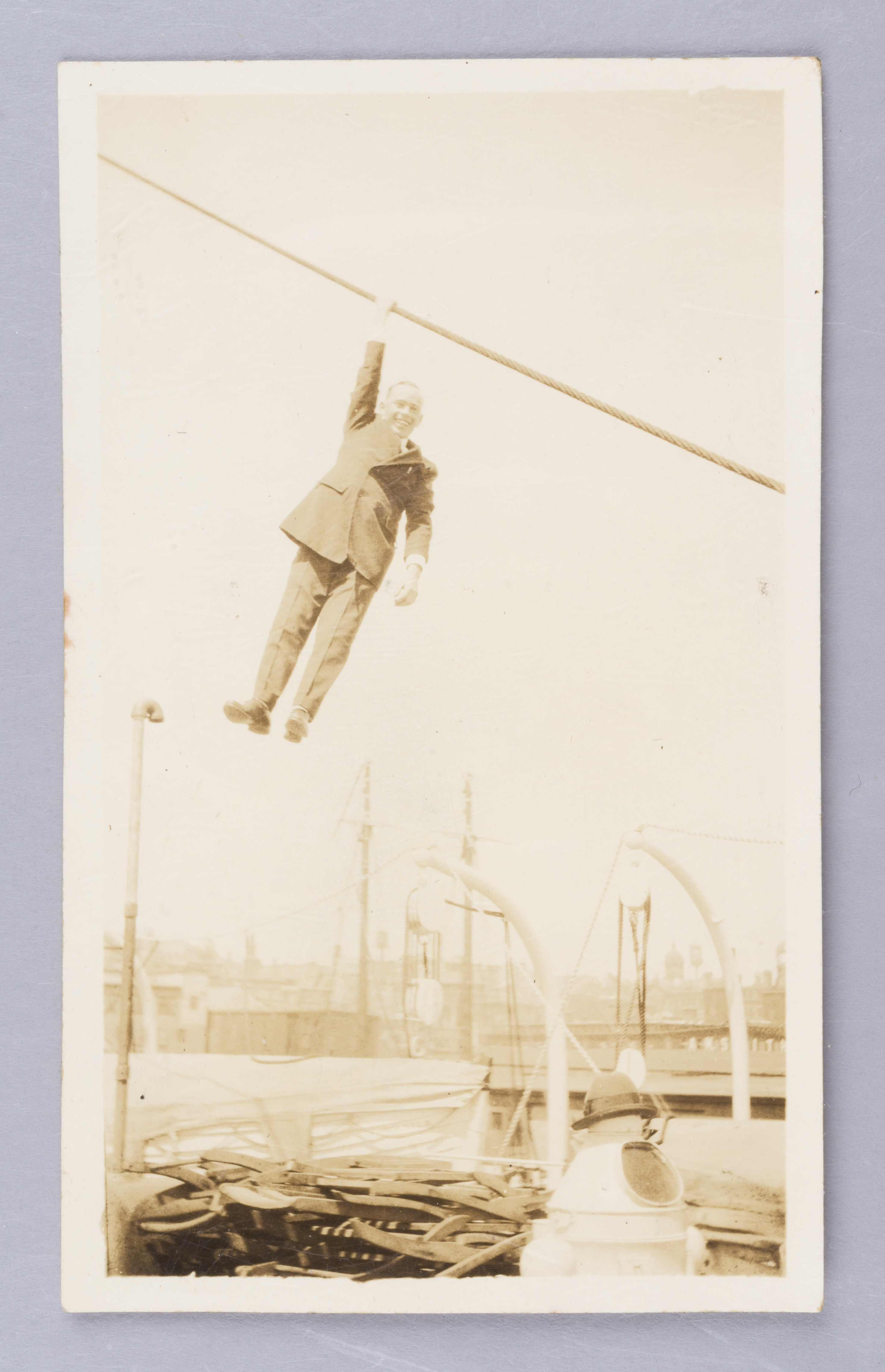 Untitled (Man Hanging From Rope Line) - Saint Louis Art Museum